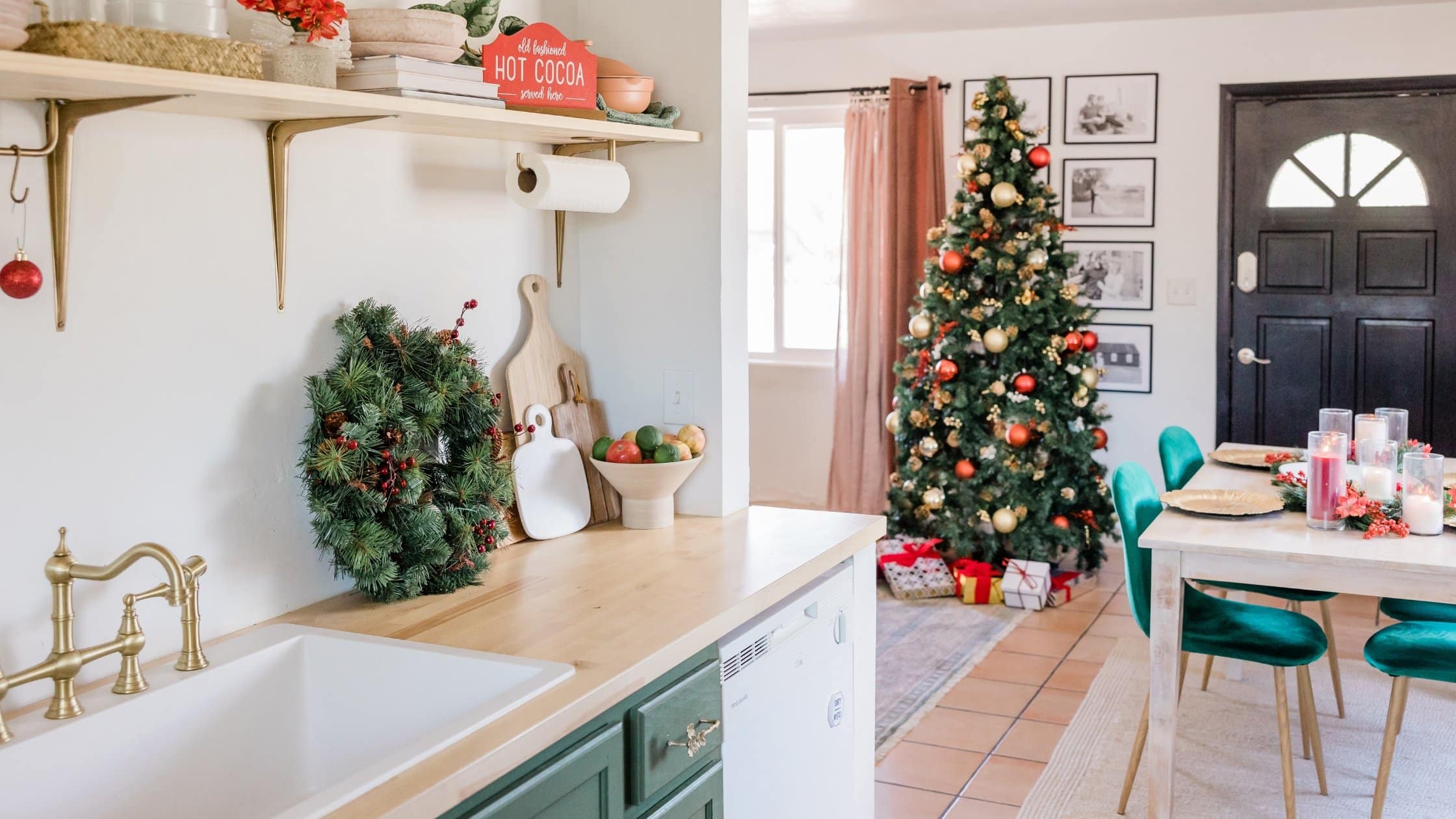 Christmas Cleaning Checklist from a Professional Cleaner | H&R Cleaning